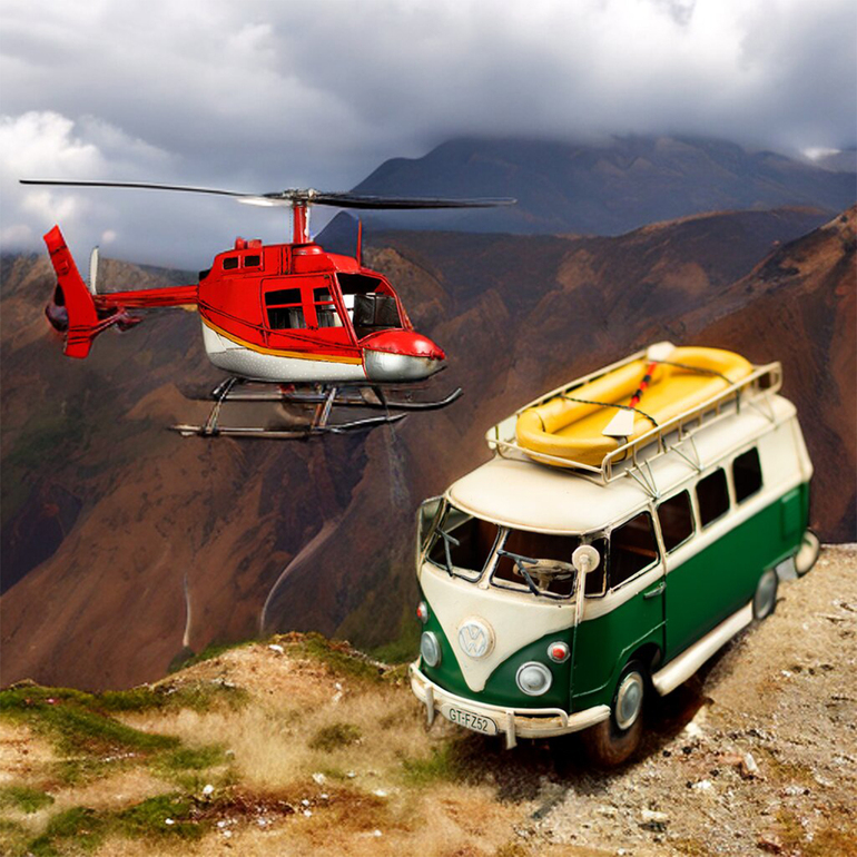 Купити комплект металевих моделей VW-Bus Bulli 1966 та вертольота US ...