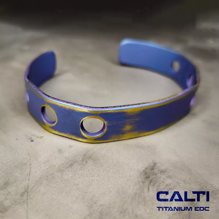 Купити титановый браслет-манжета "Україна" від Calti в Україні